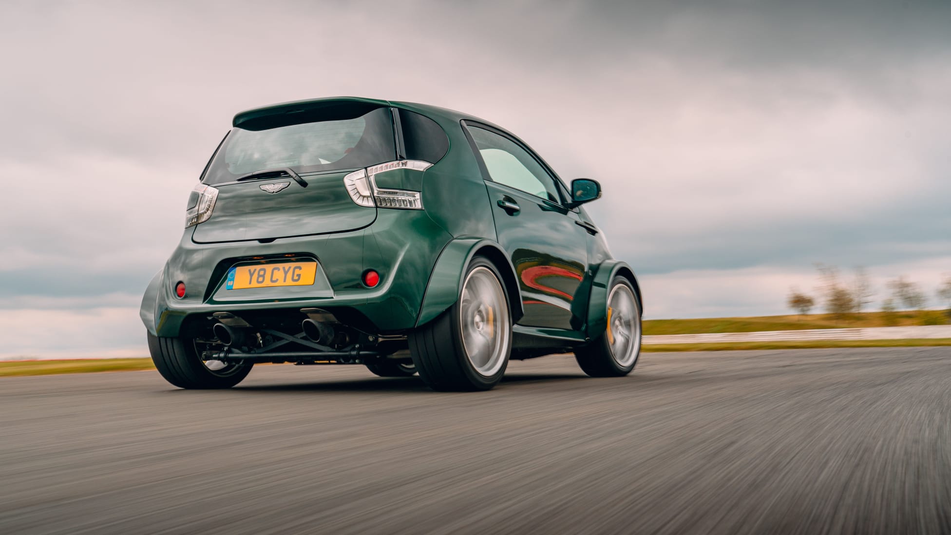 Aston Martin Cygnet V8 Driving, Engines & Performance | Top Gear