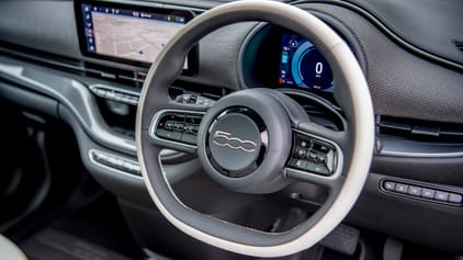 Fiat 500 Interior Layout & Technology | Top Gear