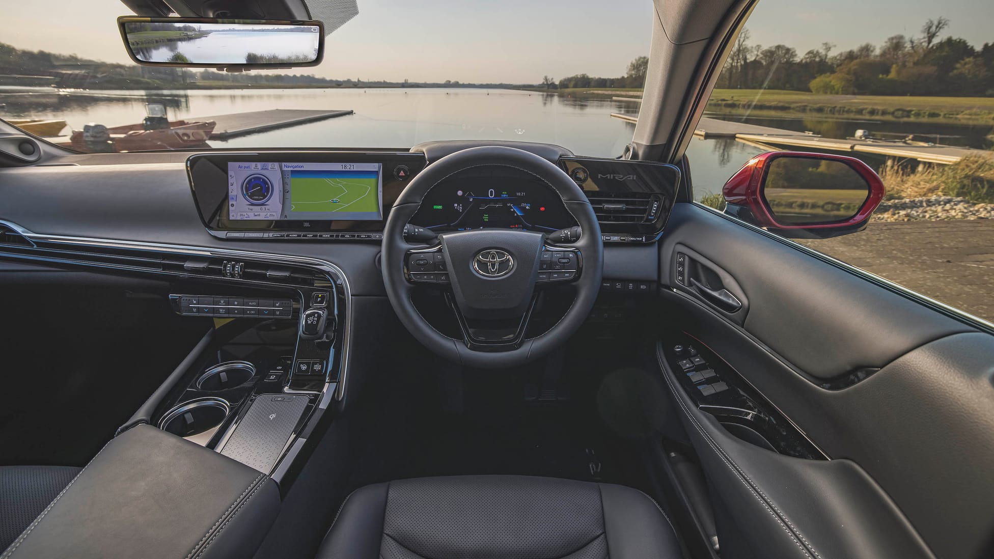 Toyota Mirai Interior Layout & Technology | Top Gear