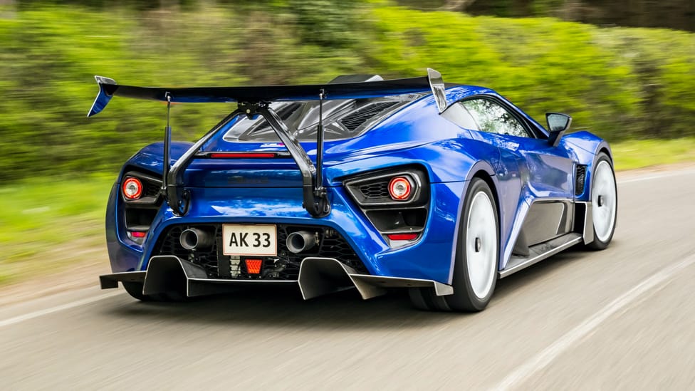 Zenvo TSR-S Driving, Engines & Performance | Top Gear