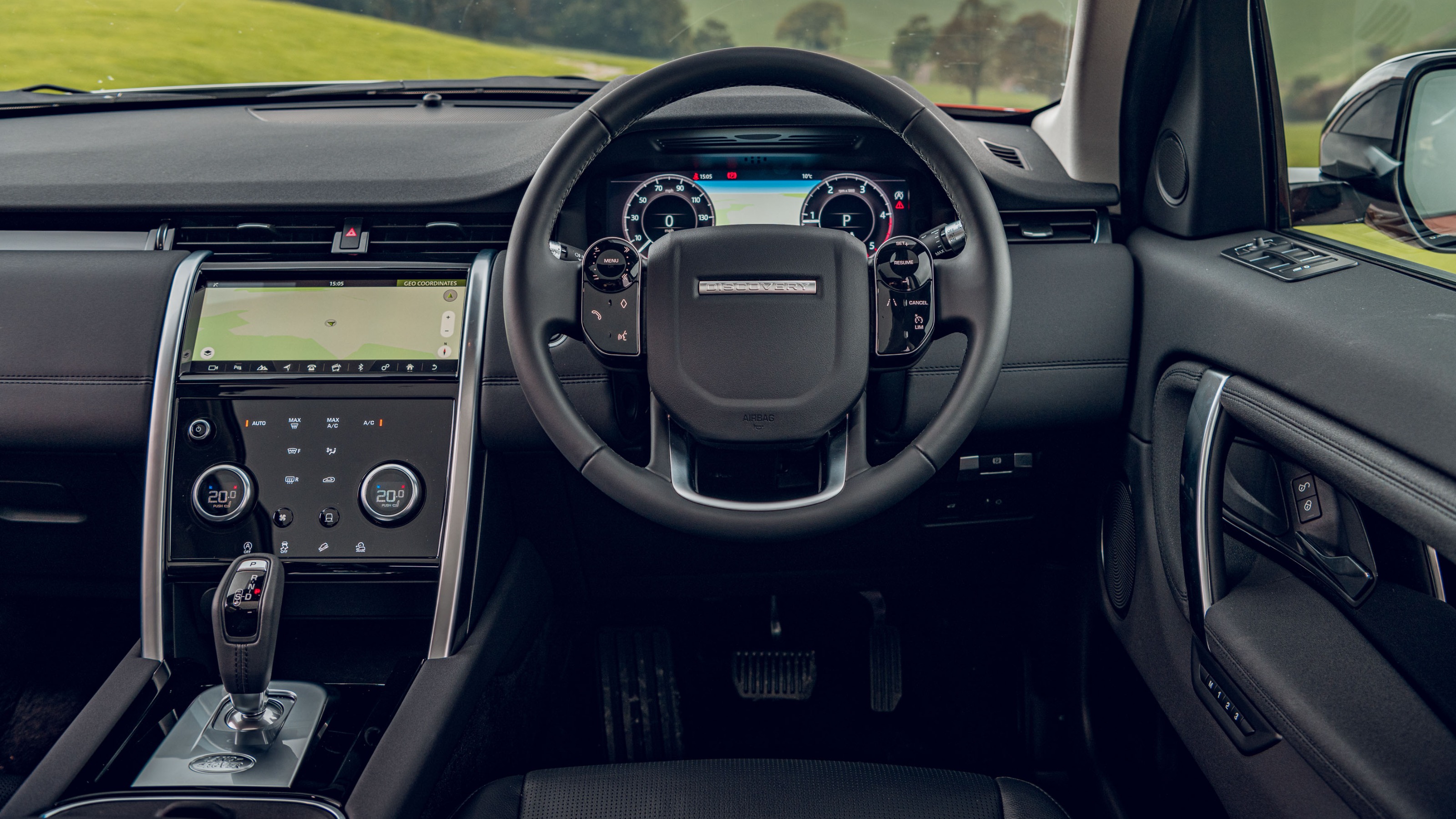 Land Rover Discovery 5 Interior