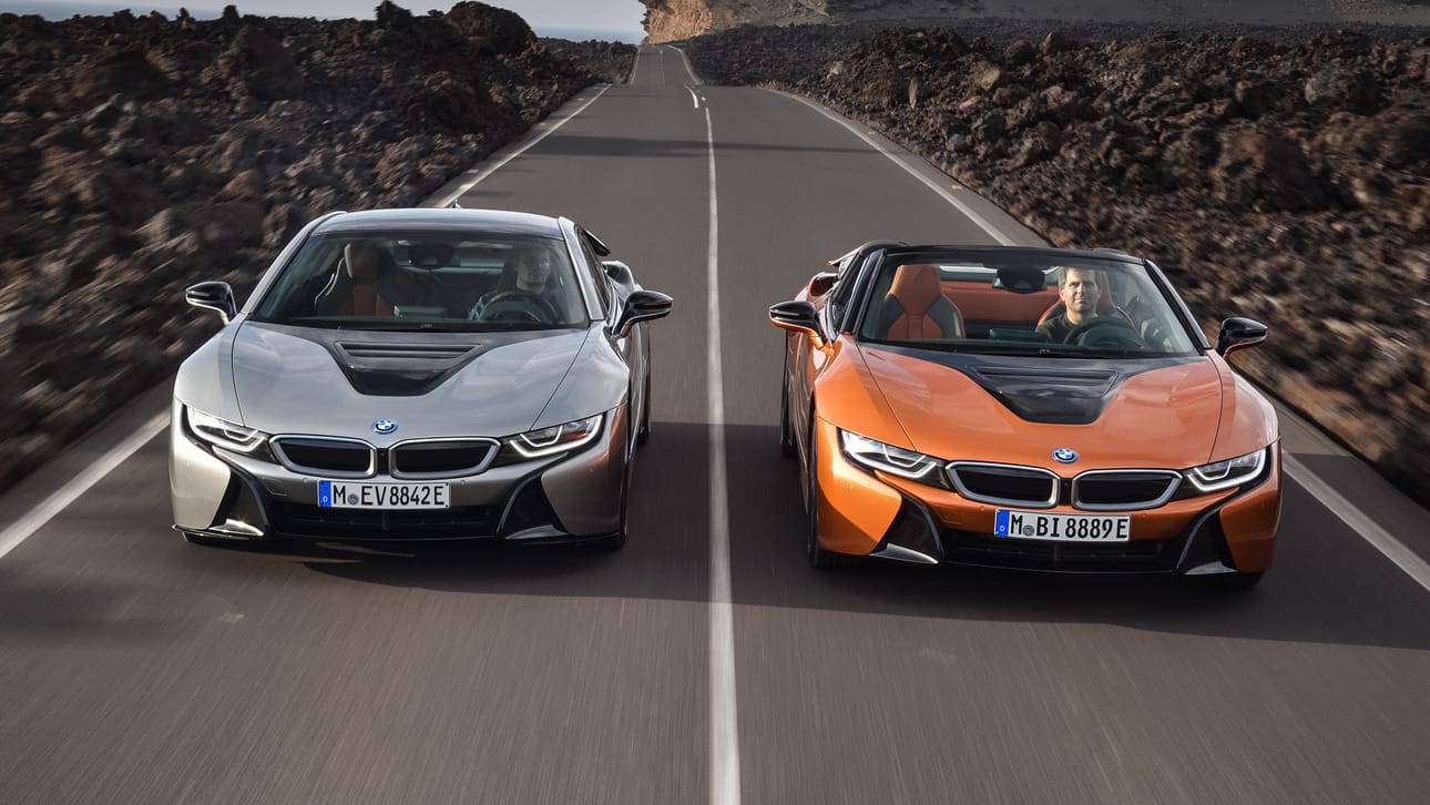 BMW i8 Review 2025 | Top Gear