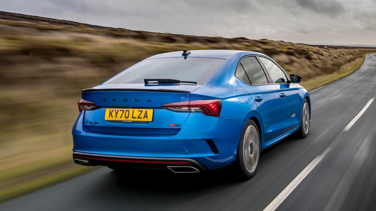 Skoda Octavia vRS Review 2022 | Top Gear