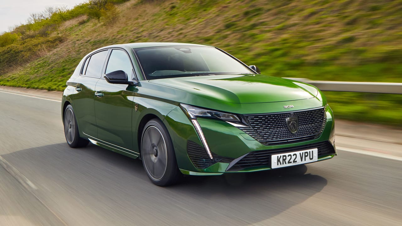 Peugeot 308 Interior Layout & Technology | Top Gear