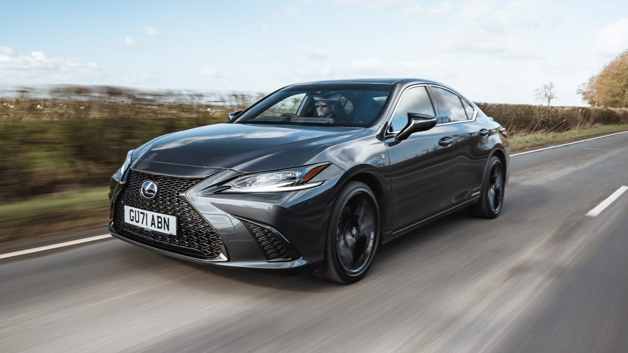 Lexus ES Review 2025 | Top Gear