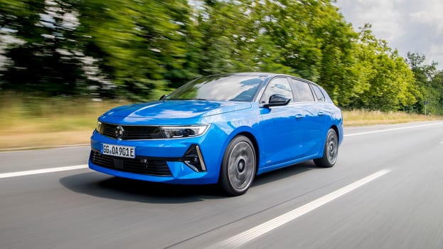 Reviews 2022 | Top Gear