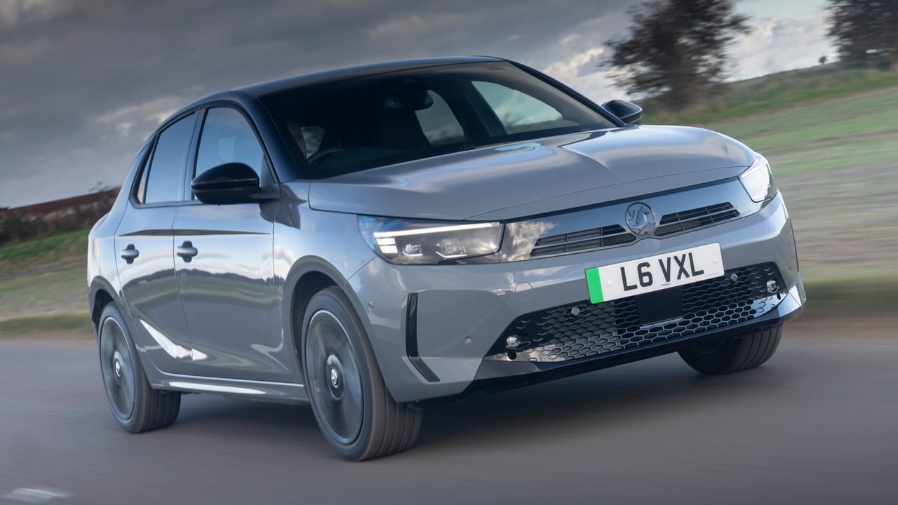 Vauxhall Corsa Electric Interior Layout & Technology | Top Gear