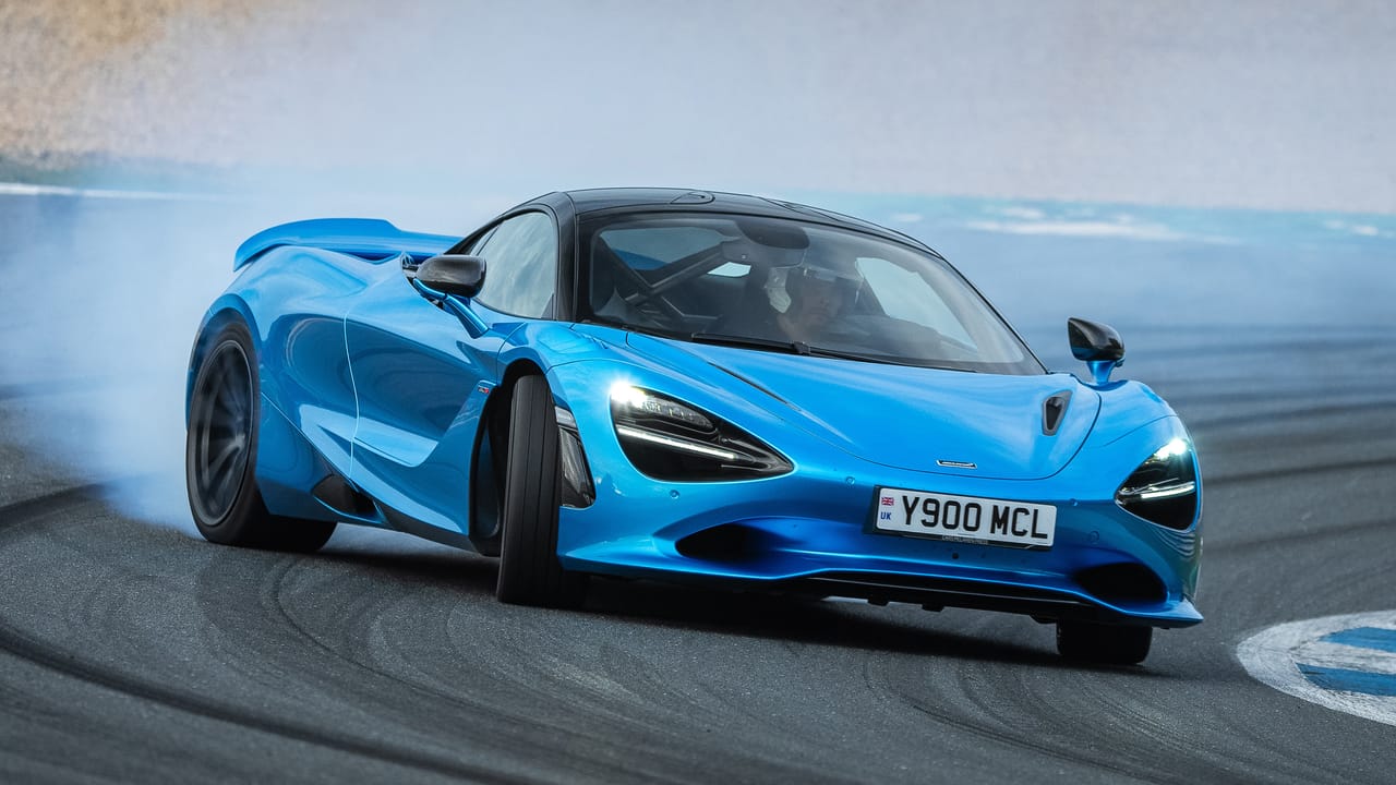McLaren 750S Interior Layout & Technology | Top Gear