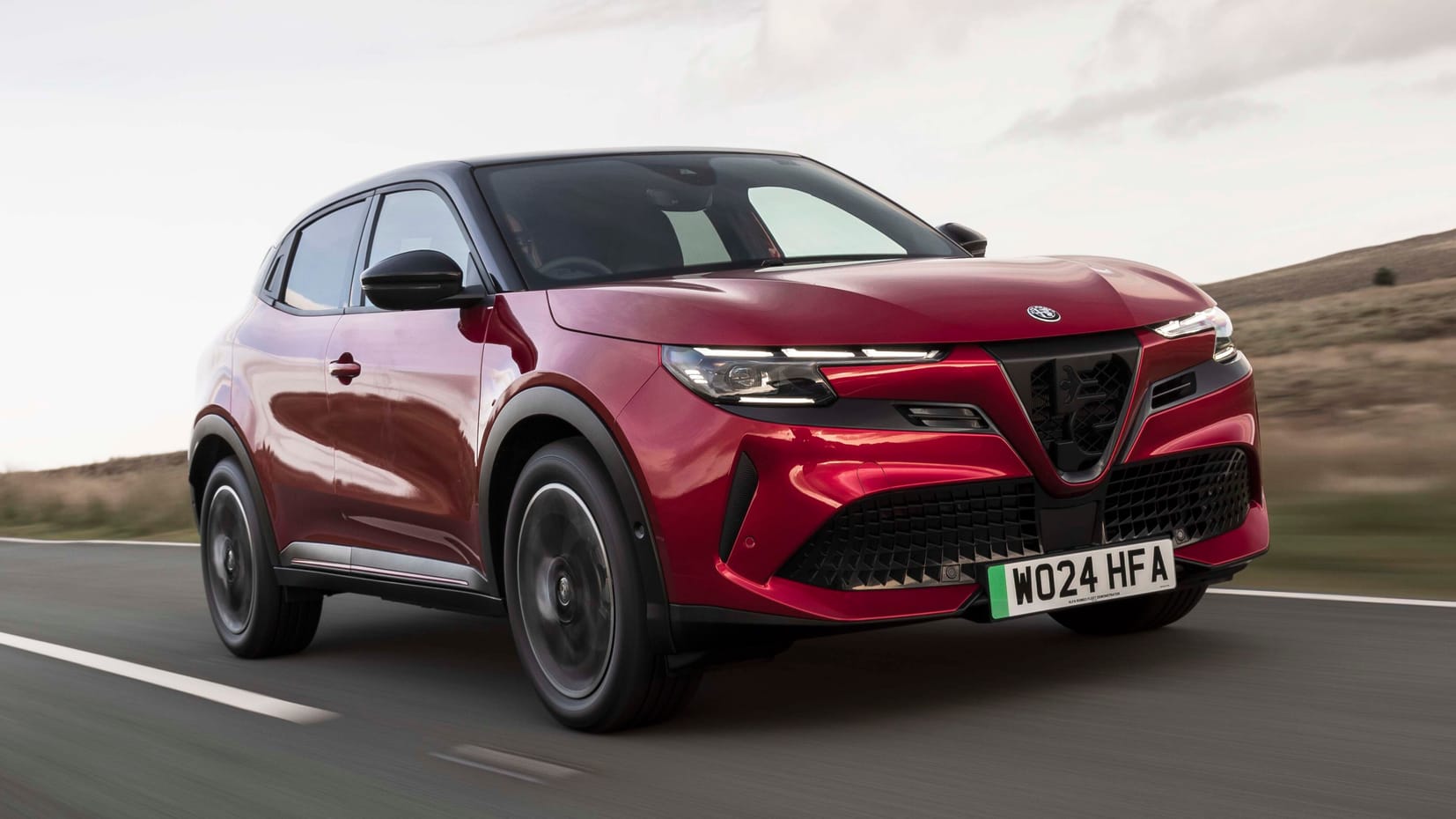 Alfa Romeo Junior Review 2025 | Top Gear