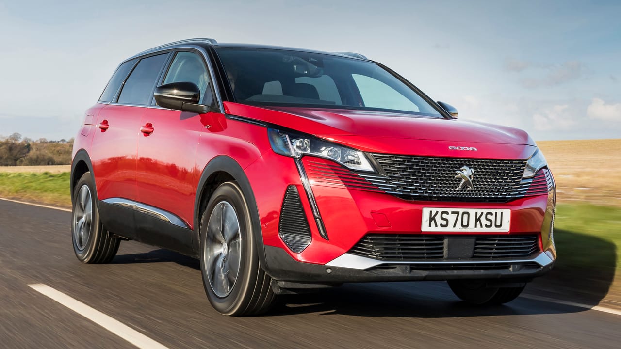 Peugeot 5008 (2017-2024) Interior Layout & Technology | Top Gear