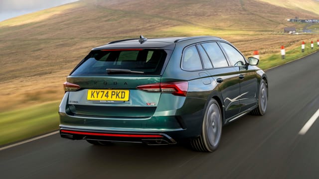 Skoda Octavia vRS Review 2026 | Top Gear