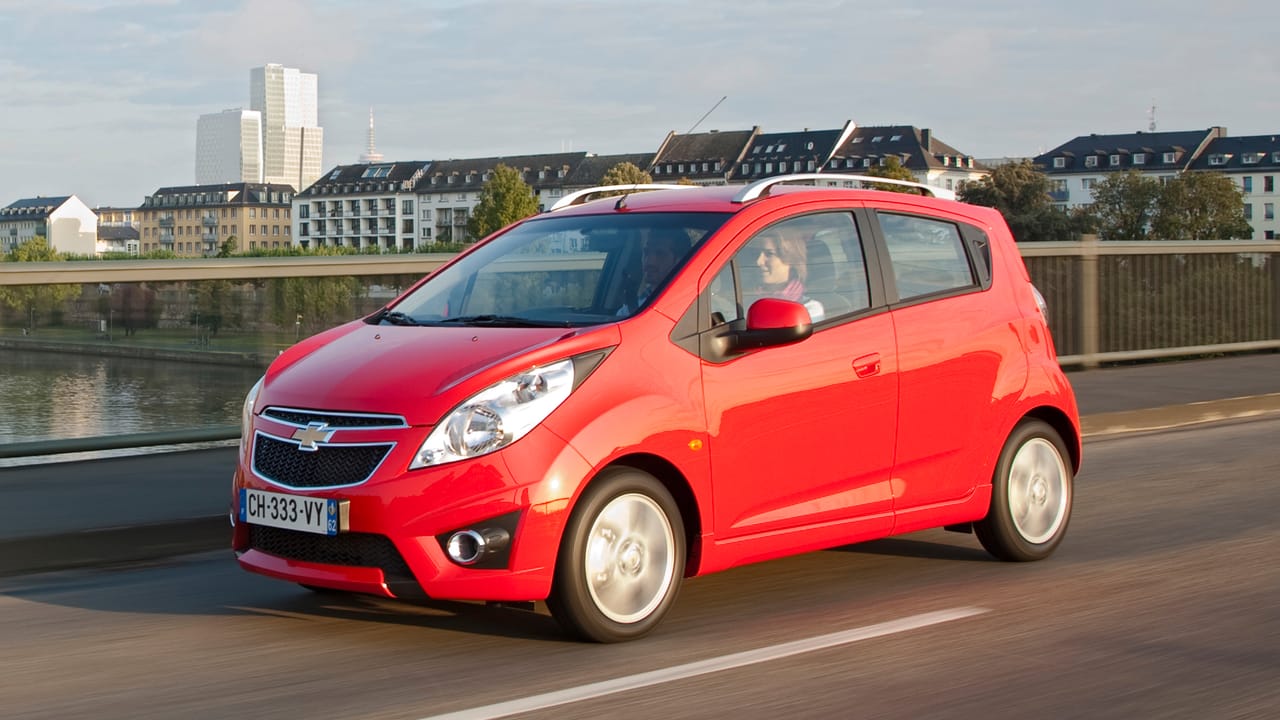 Road Test: Chevrolet Spark 1.2i LT 5dr Reviews 2025 | Top Gear