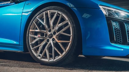 Speed Week 2017: R8 Plus Spyder vs Lexus LC500 | Top Gear