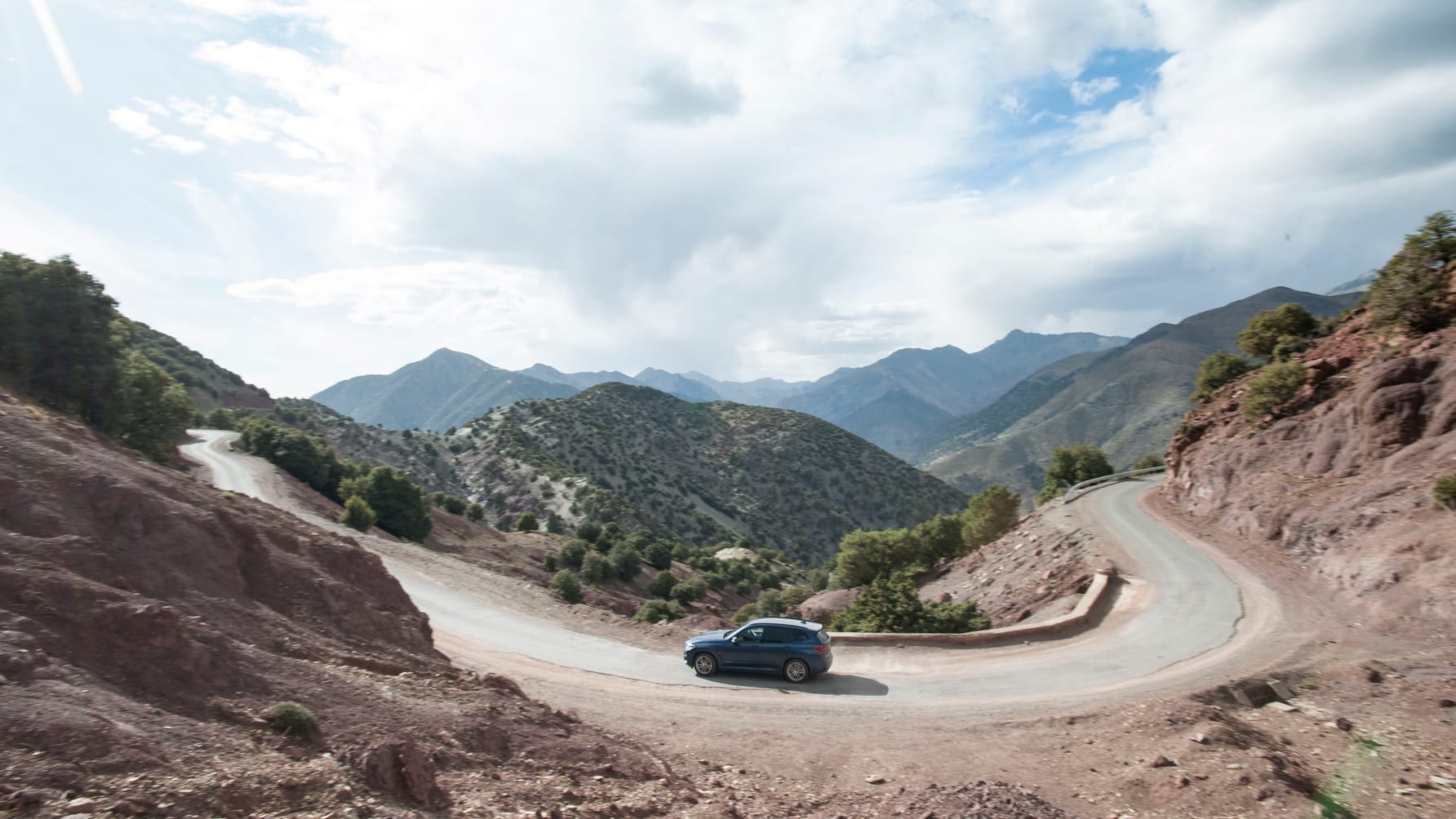 Driving Morocco's most dangerous road... in a BMW X3 | Top Gear
