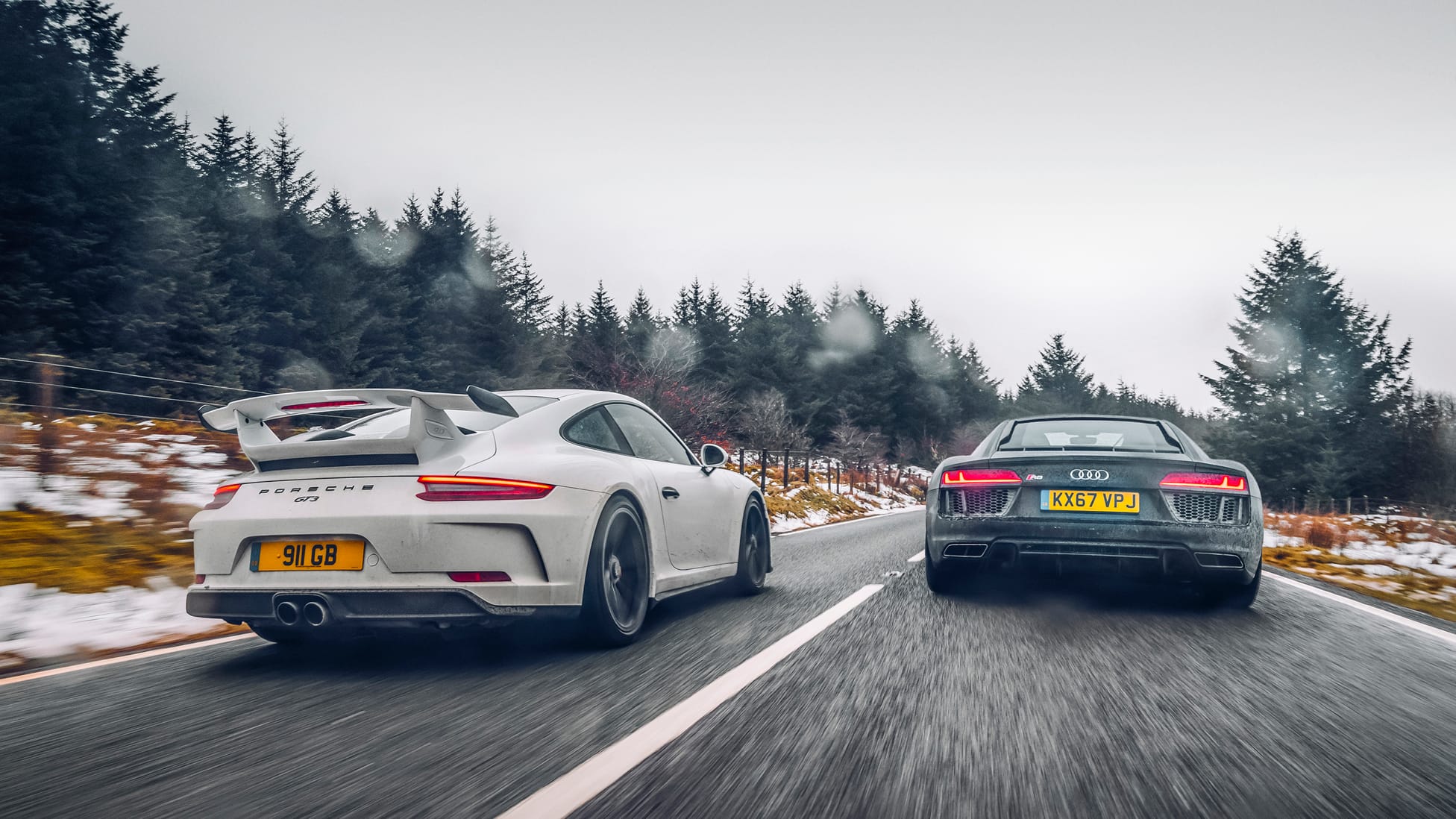 Audi R8 RWS vs Porsche 911 GT3 | Top Gear