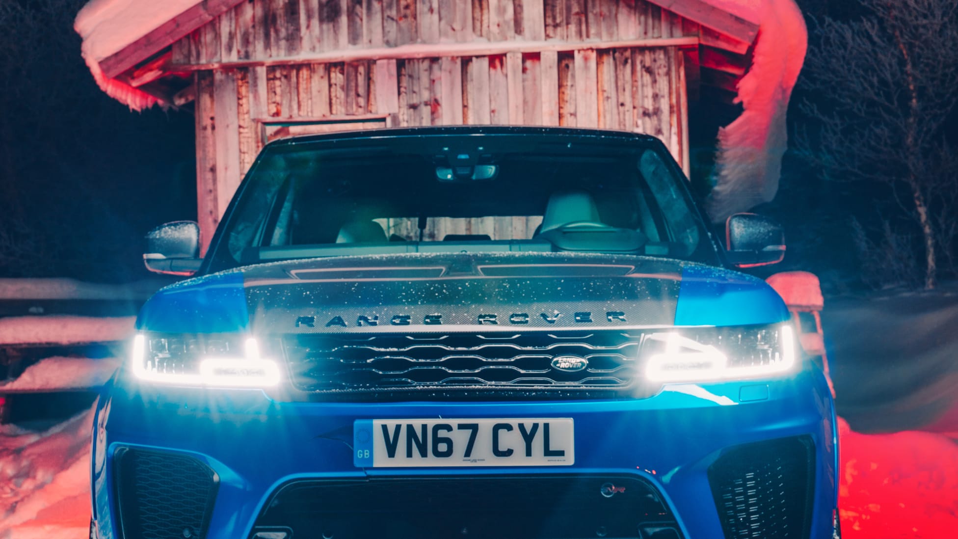 TG on ice: Range Rover Sport SVR vs Suzuki Ignis | Top Gear