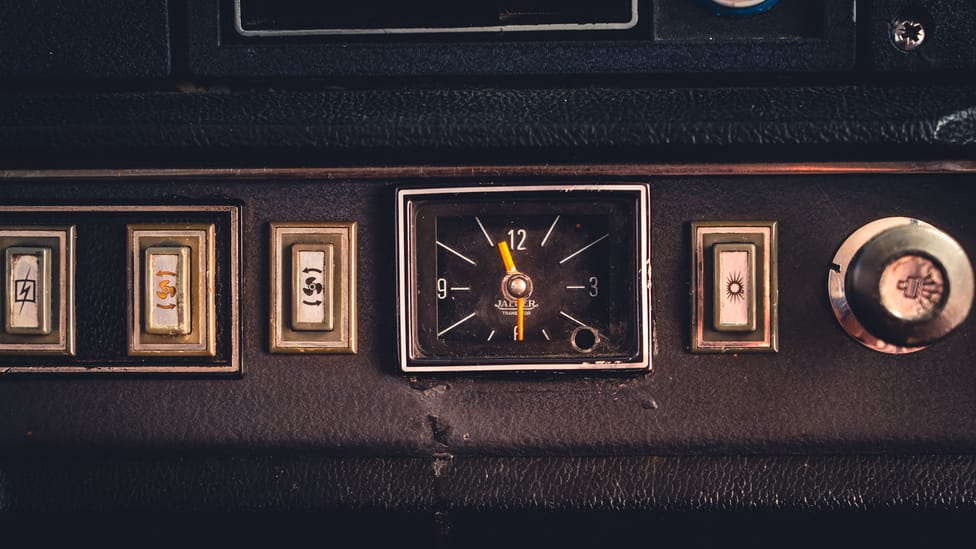 Driving a restomodded electric Citroen DS | Top Gear