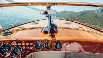 Celebrating Lamborghini's V12 engine... in a V12-powered Lambo boat ...