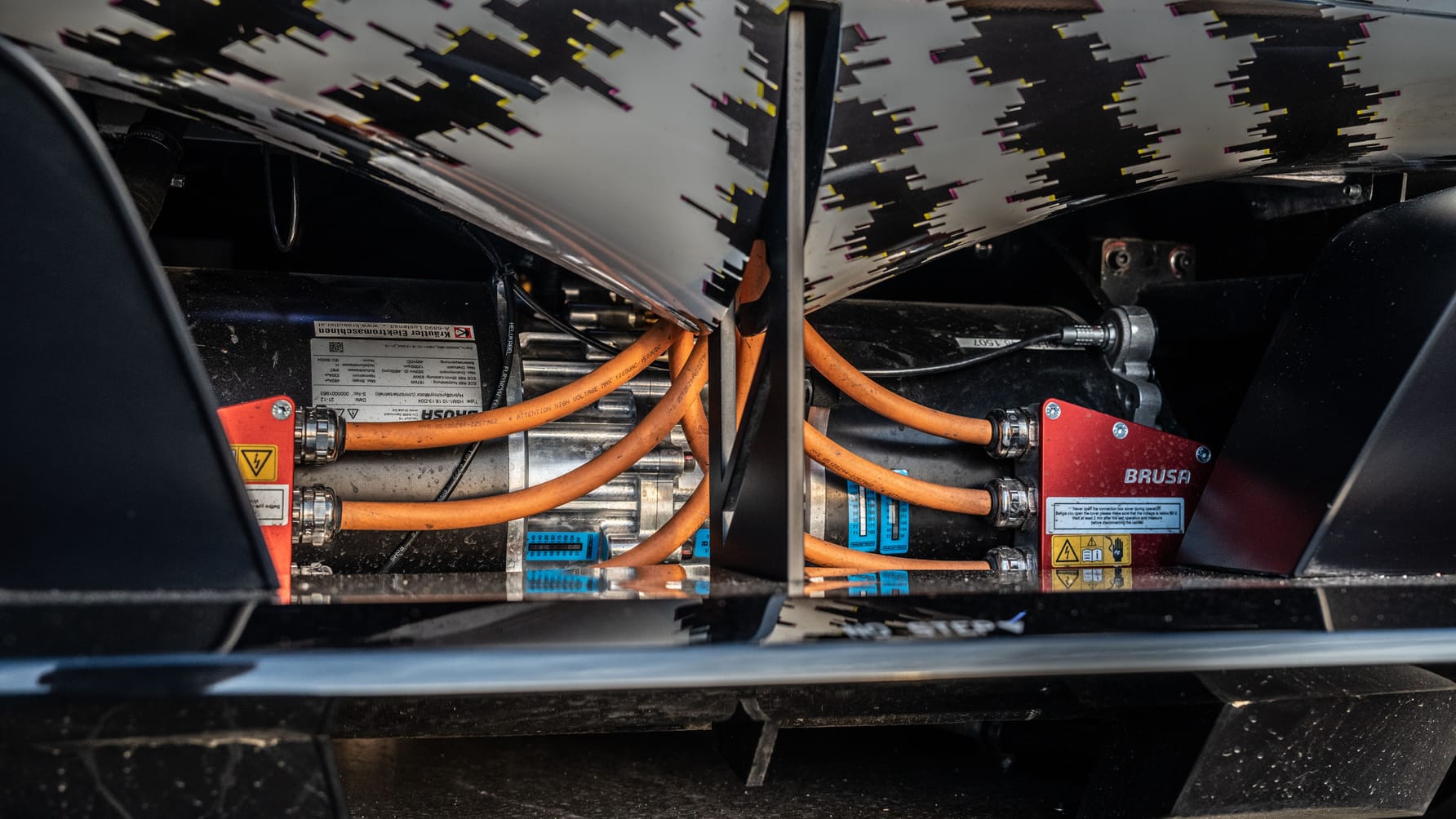 Flat out in Renault's wild electric 5 Turbo 3E hot hatch concept | Top Gear