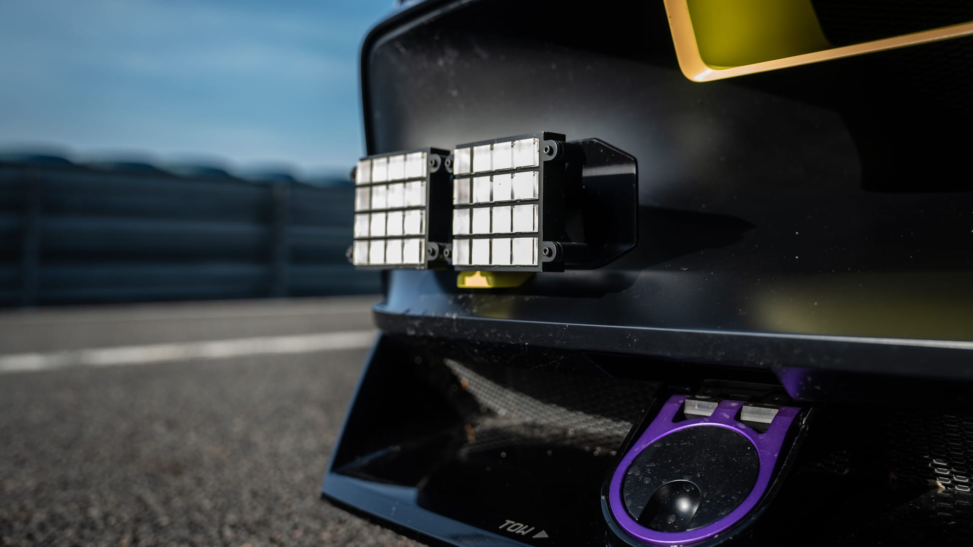 Flat out in Renault's wild electric 5 Turbo 3E hot hatch concept | Top Gear