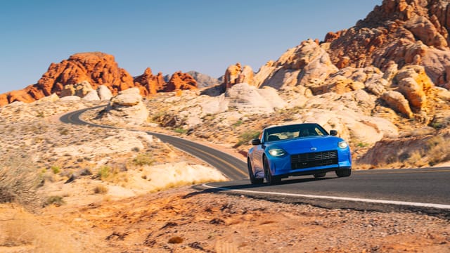 New Nissan Z around the Las Vegas F1 circuit | Top Gear