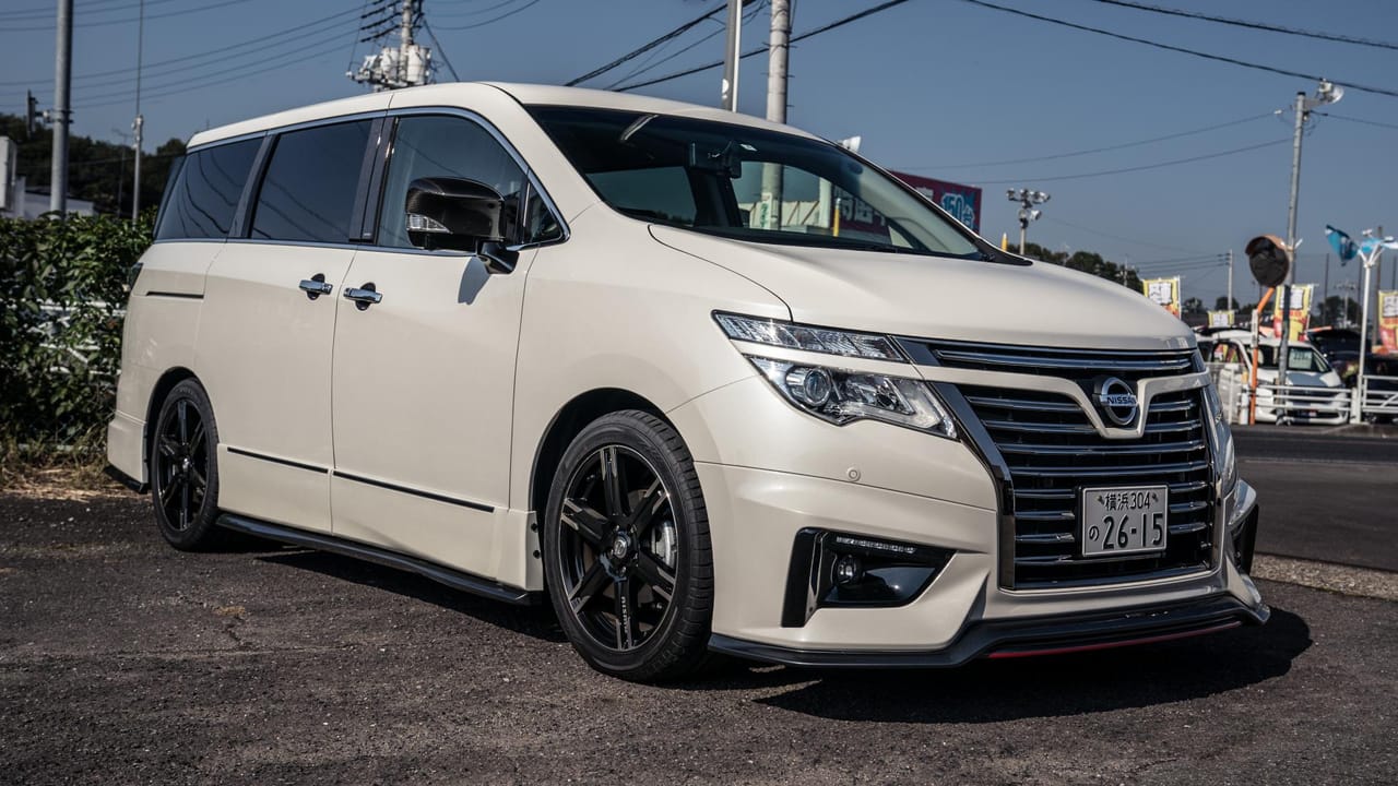 Nissan Elgrand Nismo review: a Japanese sports-MPV Reviews 2025 | Top Gear