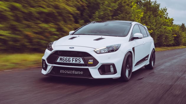 Ford Focus RS Review 2022 | Top Gear