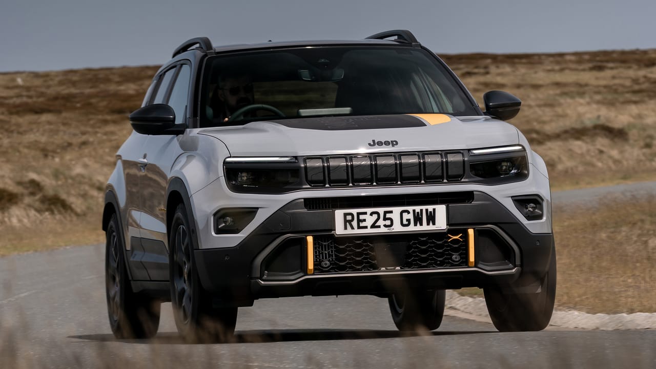 Jeep Avenger 4xe North Face review: hybrid 4WD power and graphics ahoy ...