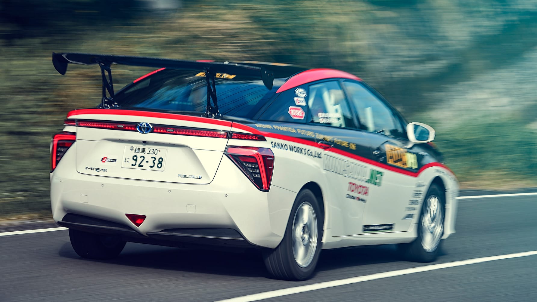 What's Toyota's one-off hydrogen fuel cell rally car like to drive ...