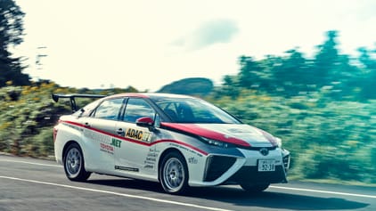 What's Toyota's one-off hydrogen fuel cell rally car like to drive ...