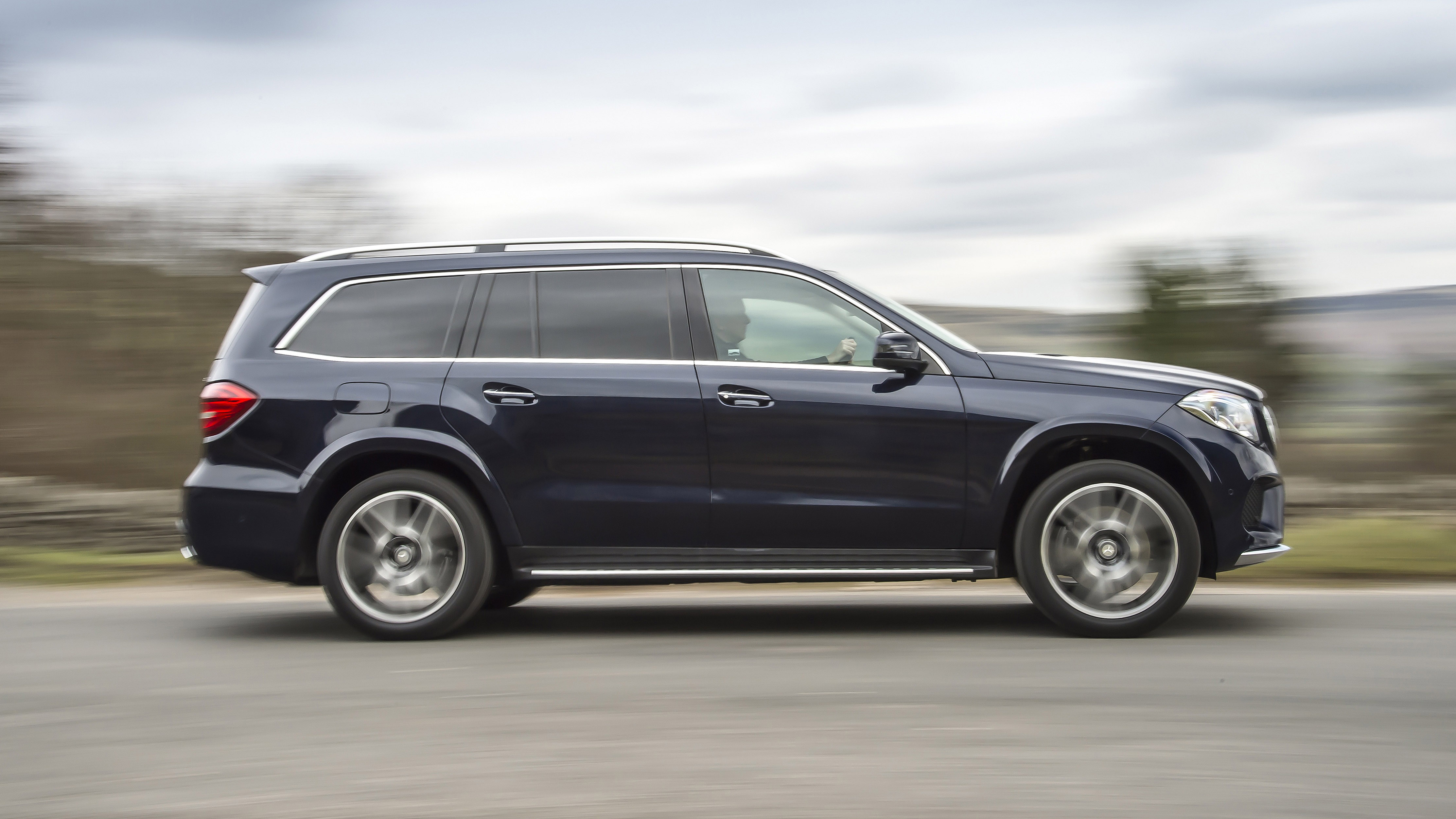 First UK drive: the ginormous Mercedes GLS | Top Gear