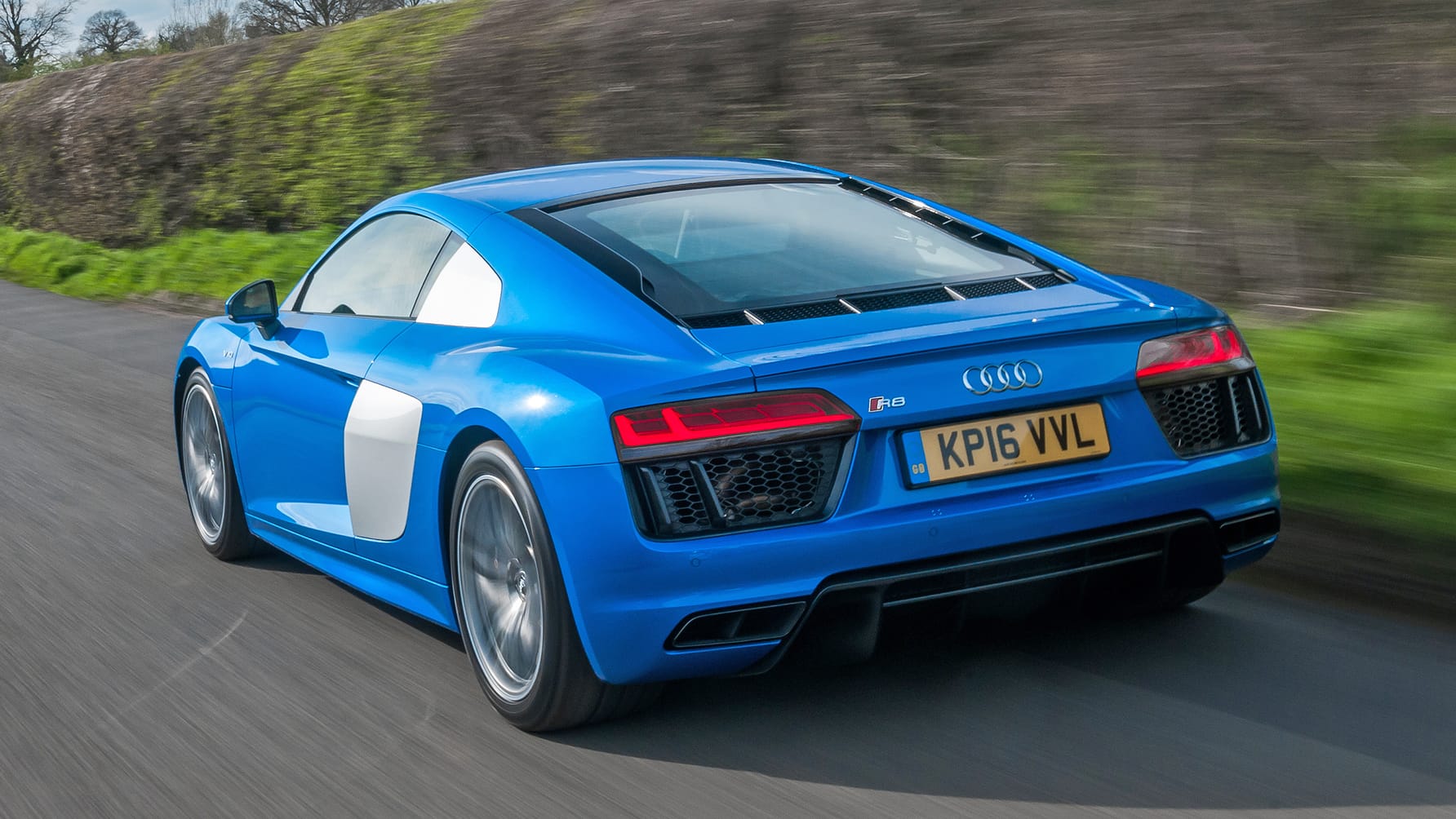 Review: the standard, 540bhp Audi R8 V10 Reviews 2025 | Top Gear