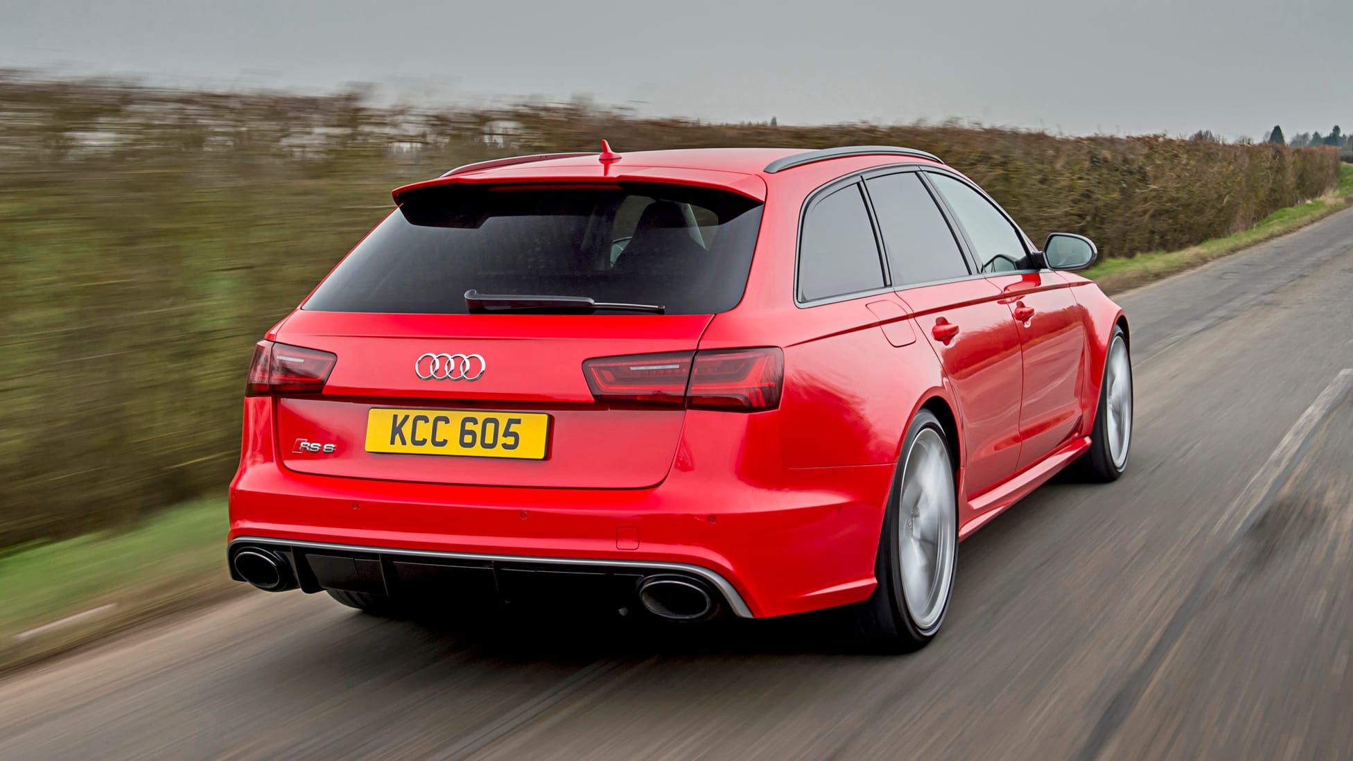Review: the 600 horsepower Audi RS6 Performance Reviews 2026 | Top Gear