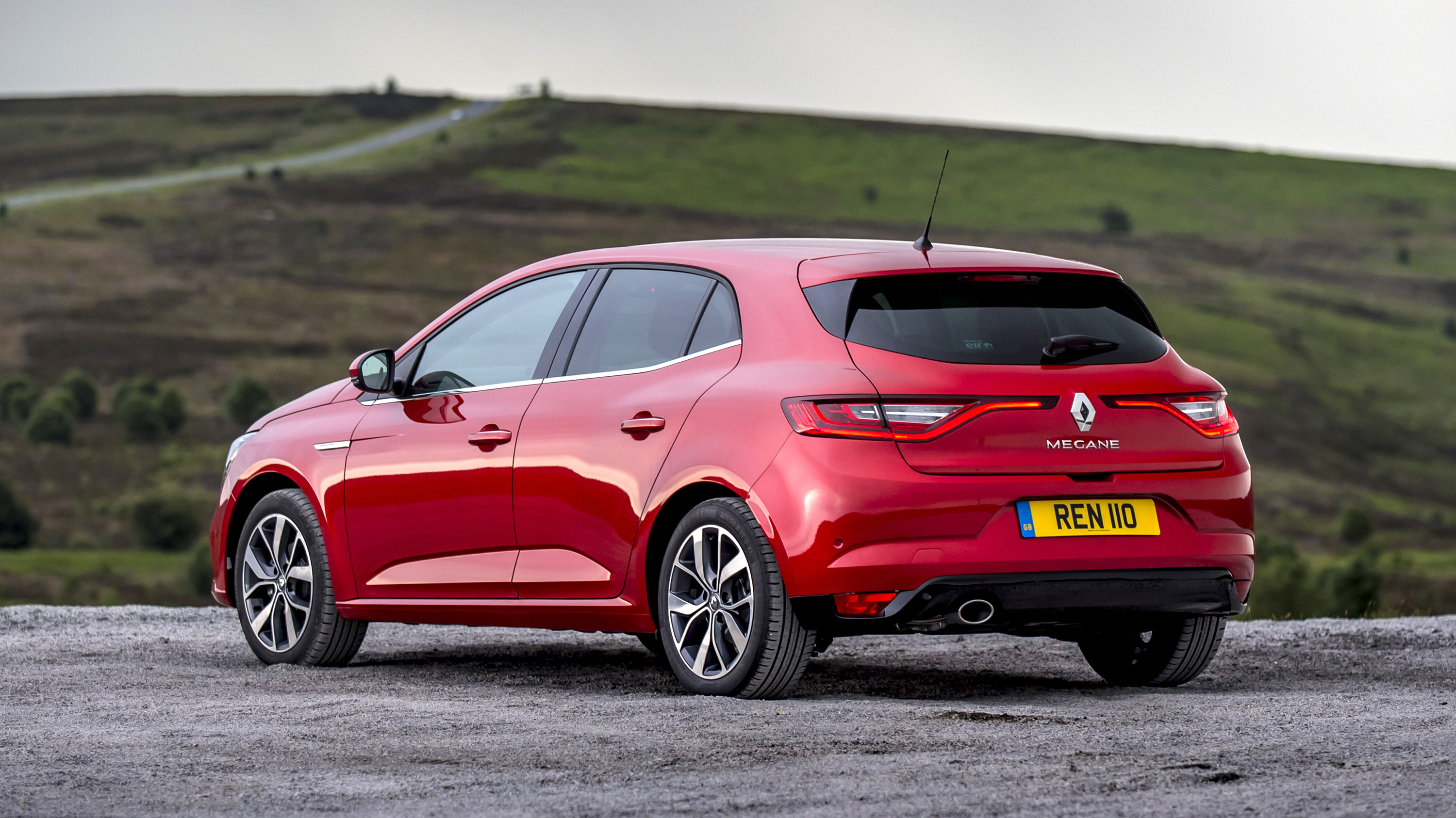 Review: the new, tech-rich Renault Megane | Top Gear
