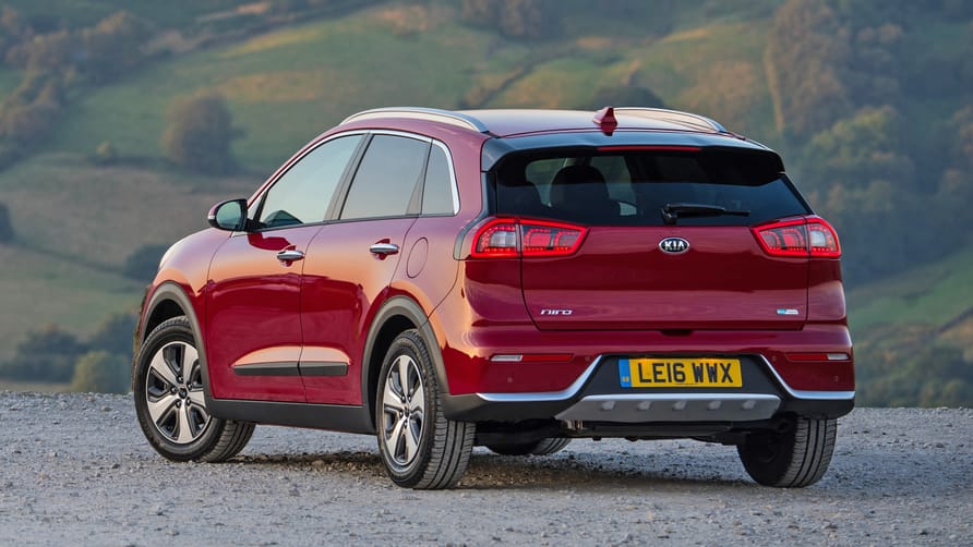 Review: the Kia Niro, a value hybrid crossover Reviews 2025 | Top Gear