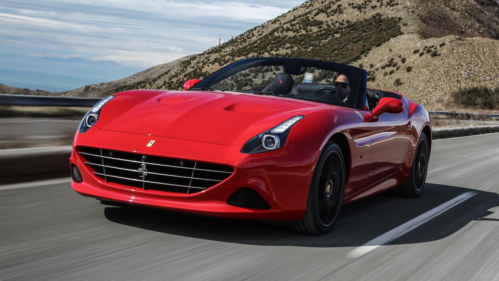 Review: Ferrari California T 'Handling Speciale' in the UK Reviews 2025 ...