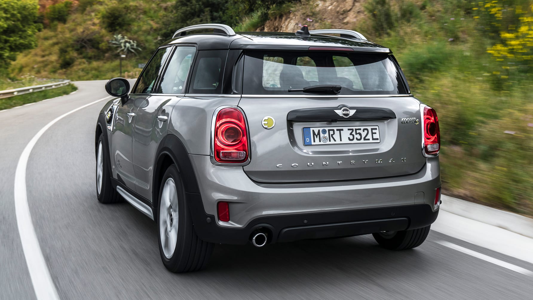 Mini Countryman review: Cooper S hybrid driven Reviews 2025 | Top Gear