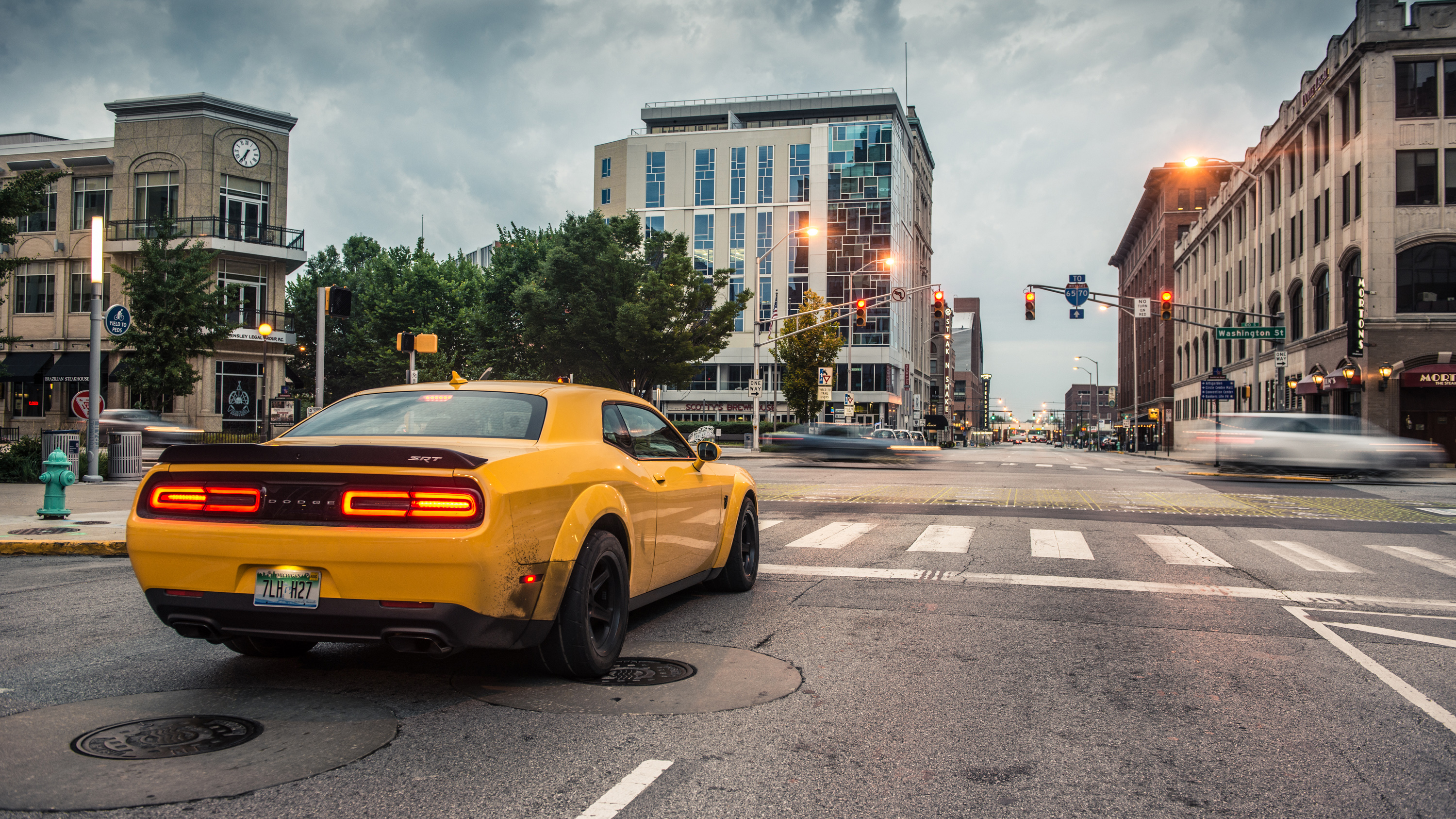 Dodge Challenger SRT Demon review: 840bhp muscle car tested | Top Gear