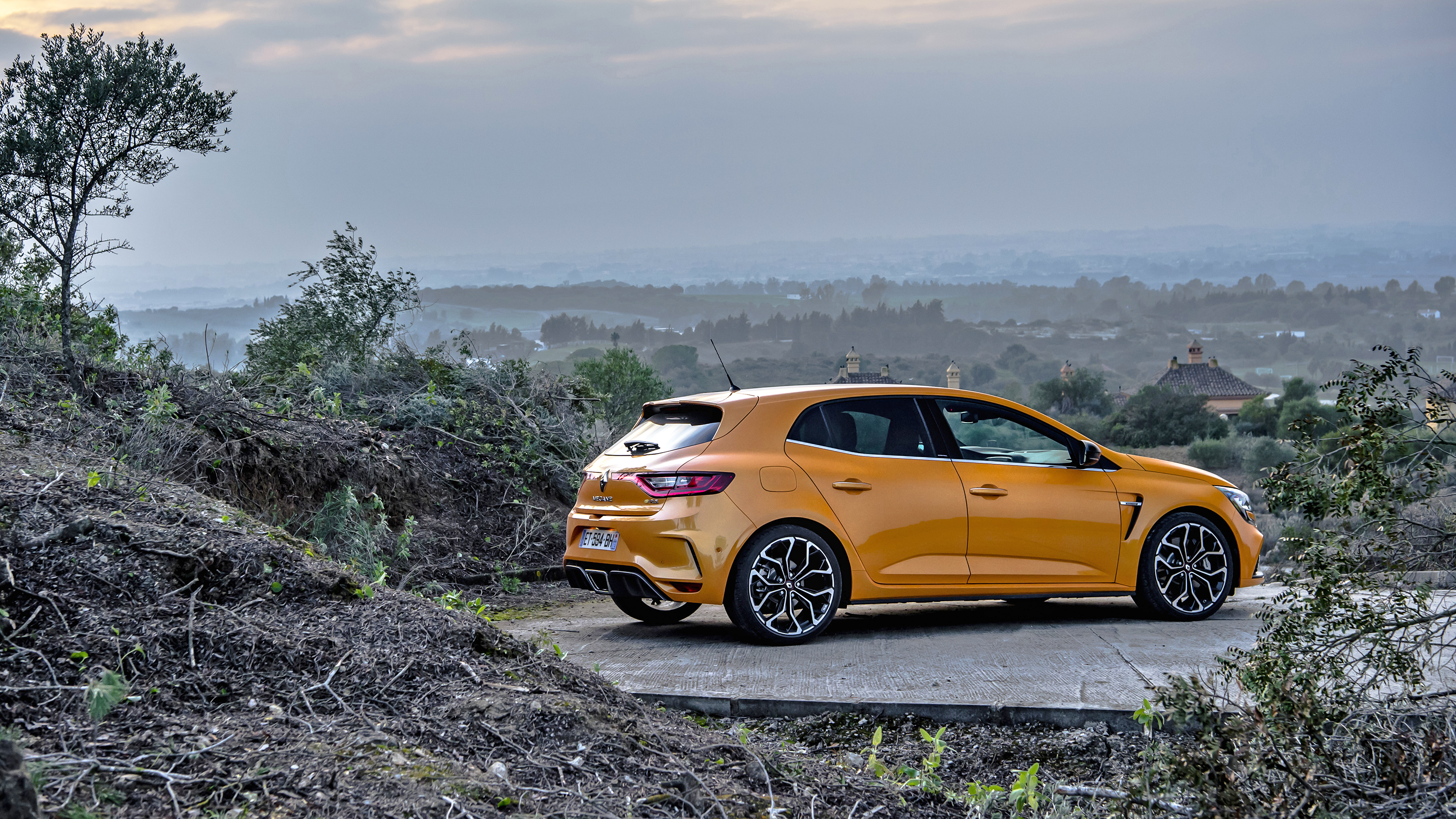Renault Megane RS review: can it tackle the Type R? | Top Gear