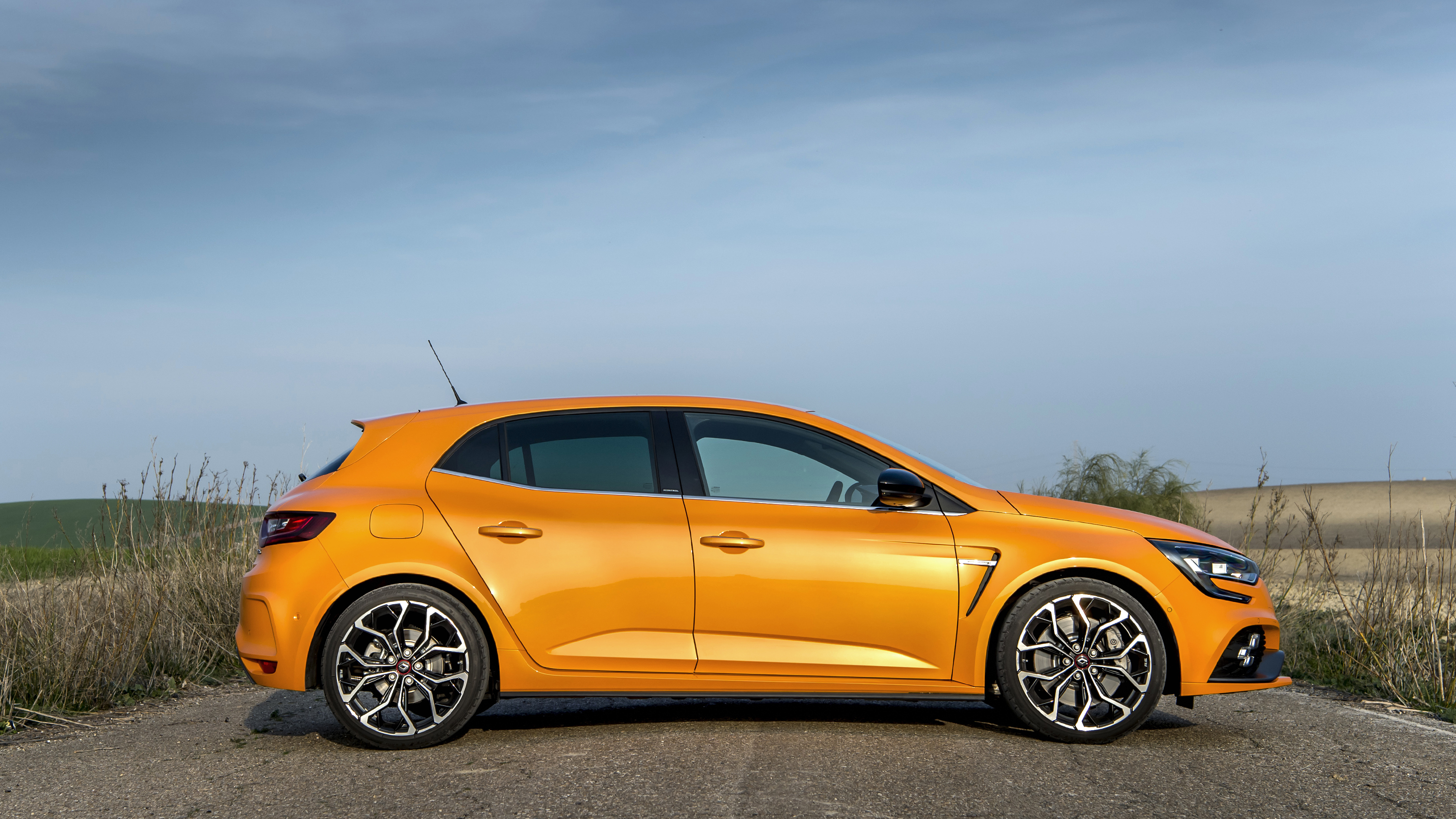 Renault Megane RS review: can it tackle the Type R? | Top Gear