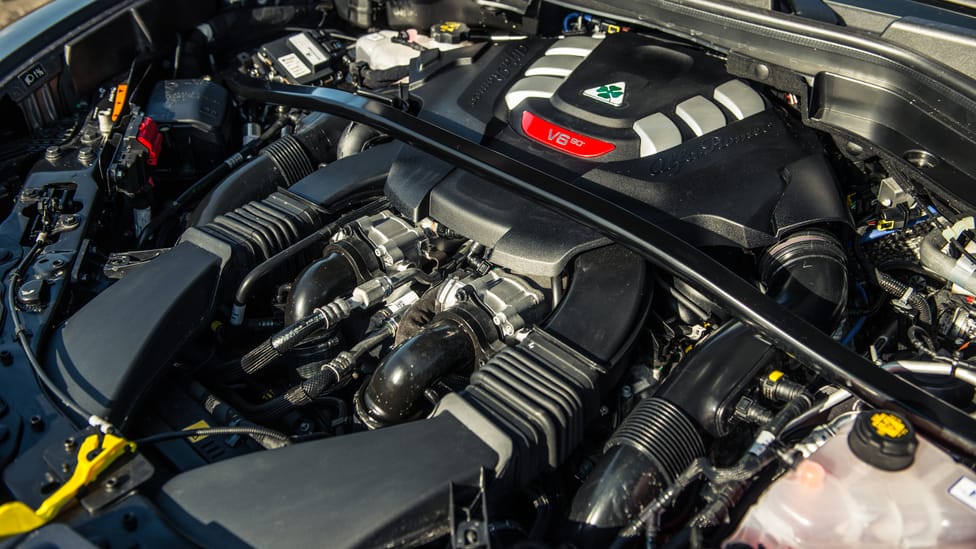 Alfa Romeo Stelvio Quadrifoglio review: 503bhp SUV in the UK Reviews ...