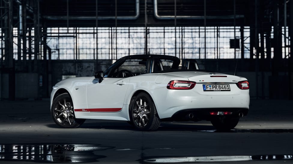 Fiat 124 Spider review: S-Design special driven Reviews 2025 | Top Gear