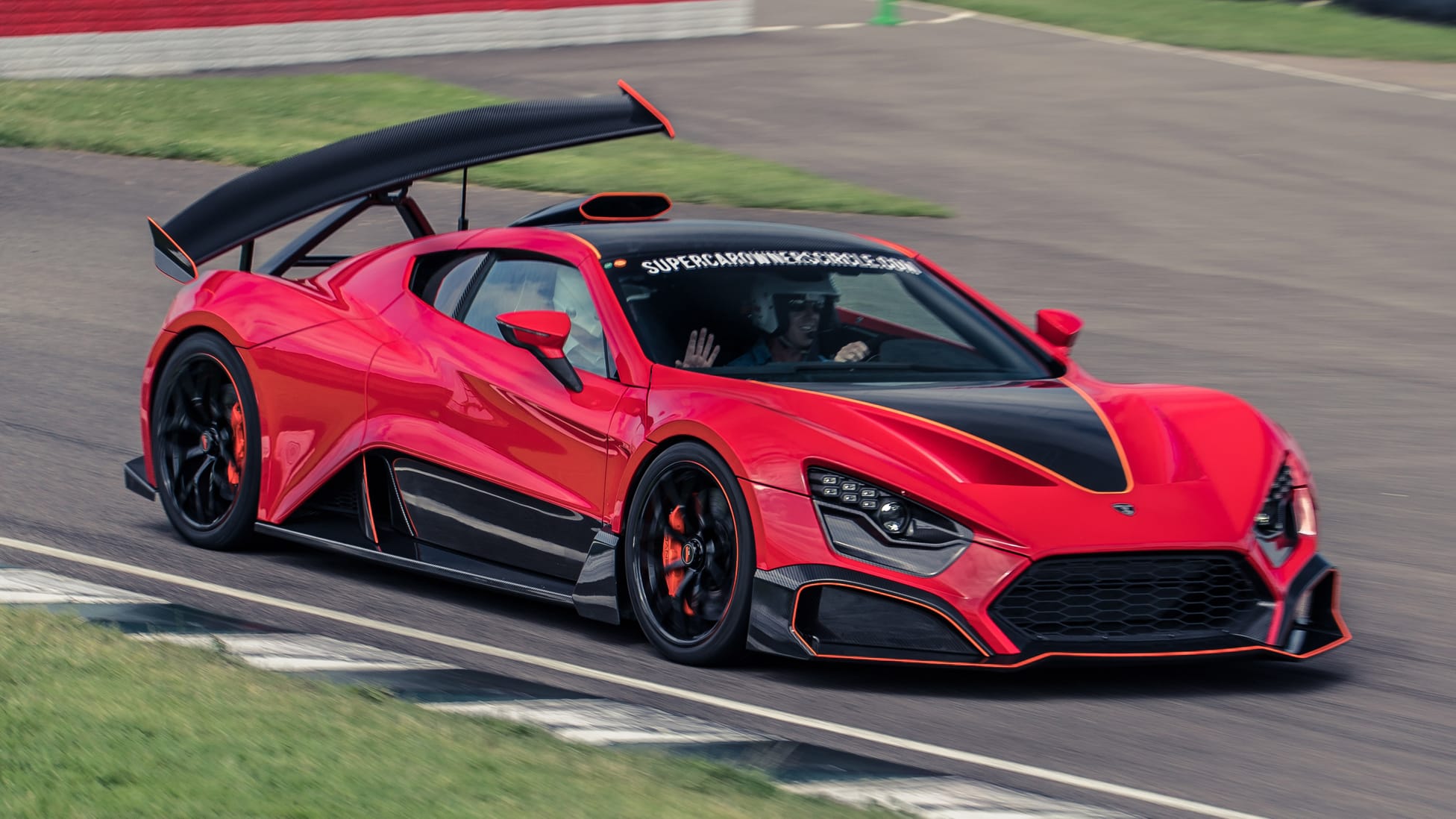 Zenvo TSR-S review: the 1,177bhp car with the mad wing Reviews 2025 ...