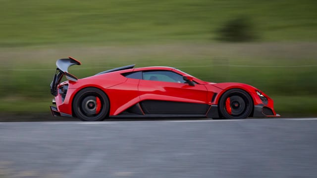 Zenvo TSR-S review: the 1,177bhp car with the mad wing Reviews 2025 ...