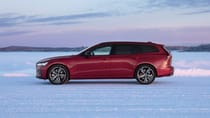Volvo V60 T8 R-Design review: 400bhp hybrid estate driven Reviews 2022 ...