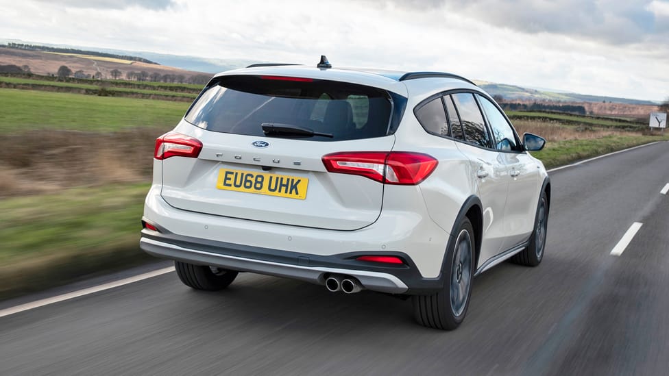 Ford Focus Active review: better than a crossover Reviews 2025 | Top Gear