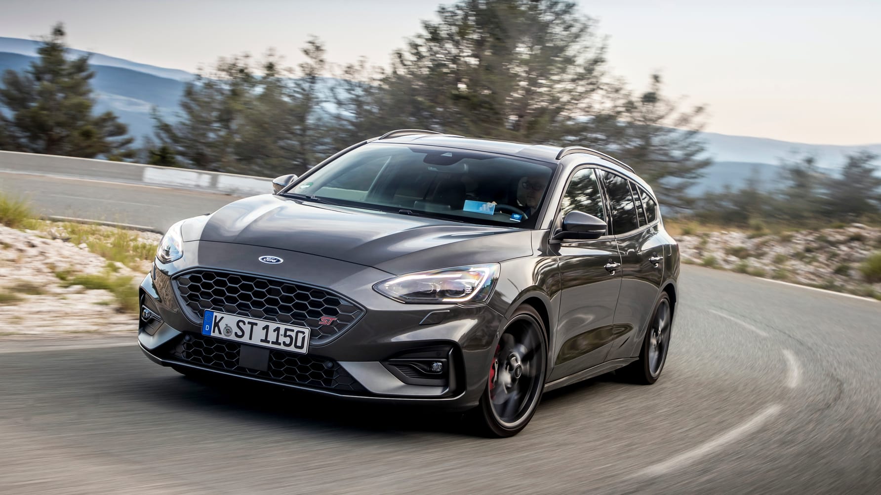 Ford Focus ST Estate diesel review Reviews 2025 | Top Gear