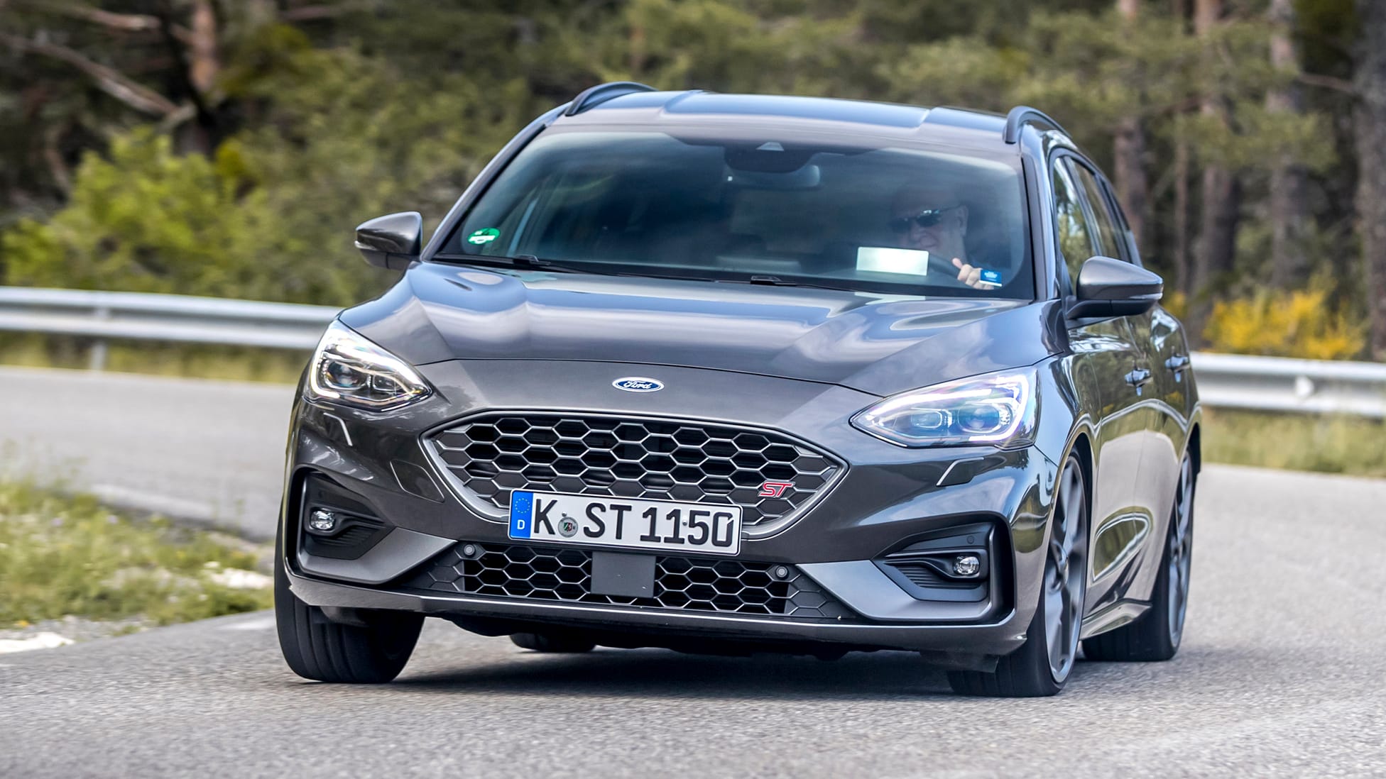 Ford Focus ST Estate diesel review Reviews 2025 | Top Gear