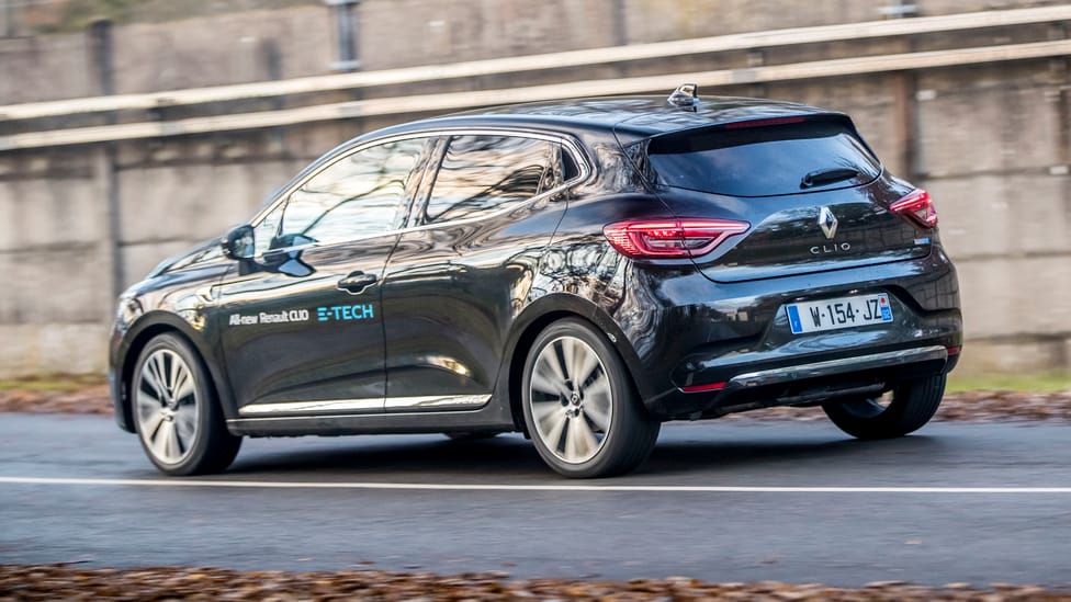 Renault Clio E-Tech review: F1 expertise in a supermini? Reviews 2025 ...