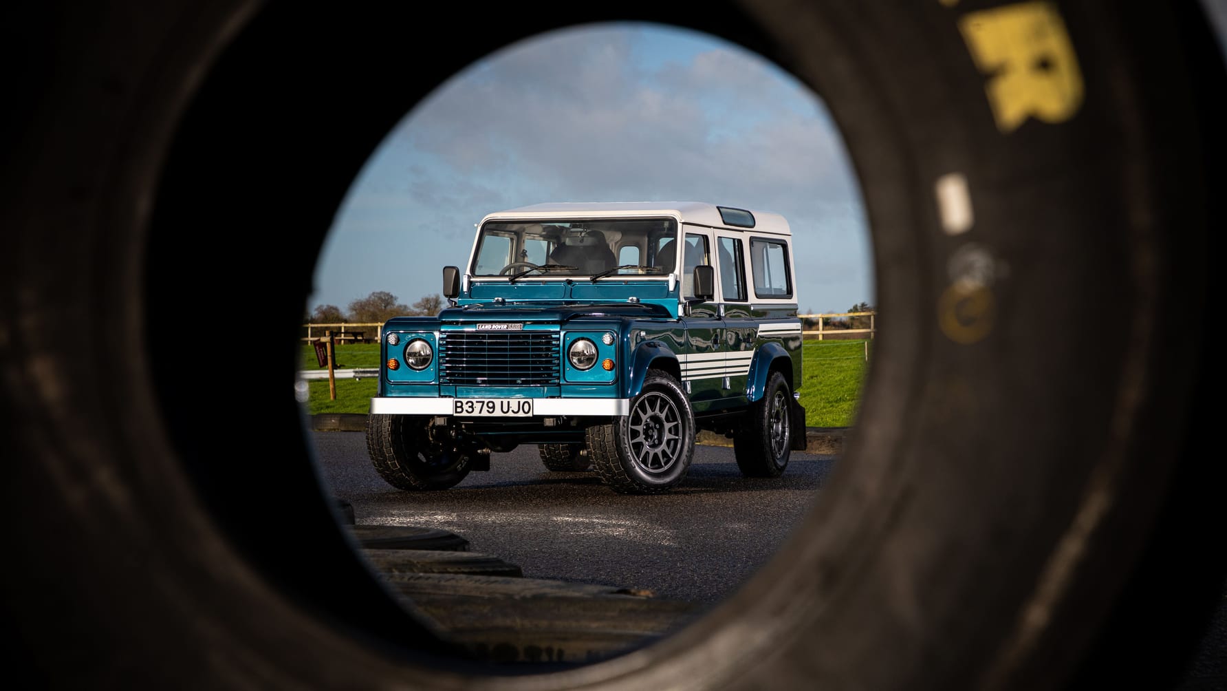 Arkonik Defender review: 430bhp V8 off-roader tested Reviews 2026 | Top ...